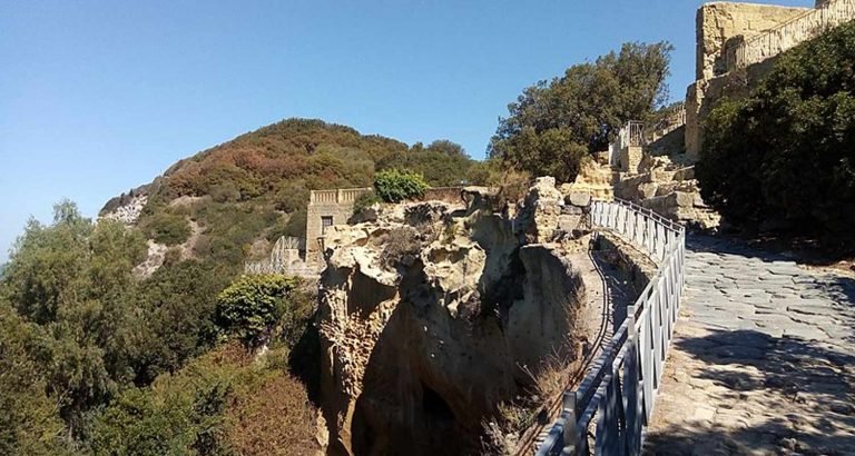 Parco Archeologico di Cuma e Antro della Sibilla – Visitare Napoli